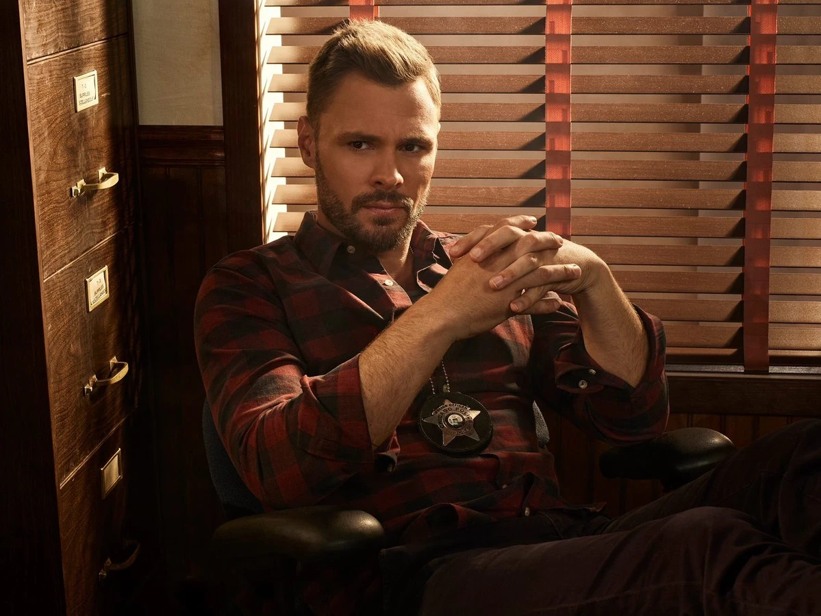 Adam Ruzek | Wiki Franquia Chicago | Fandom