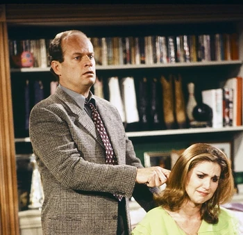 Frasier Loves Roz | Frasier Wiki | Fandom
