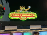 Freddy Fazbear's Pizza Place (Film Attraction) | Five Nights at Freddy ...