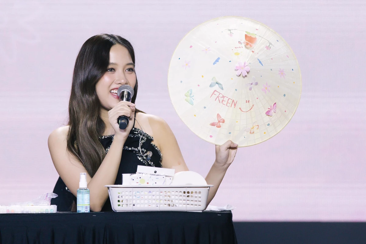 FreenBecky 1st Fan Meeting/Vietnam | Freen Sarocha Wiki | Fandom