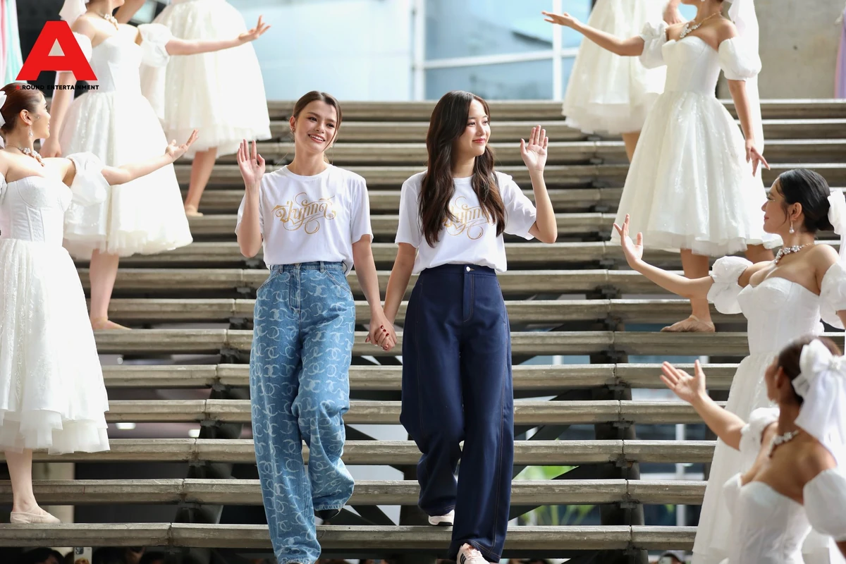 The Loyal Pin Worship Ceremony | Freen Sarocha Wiki | Fandom