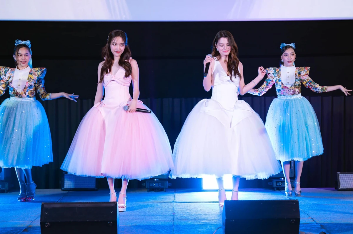 The Loyal Pin Final Episode Event | Freen Sarocha Wiki | Fandom