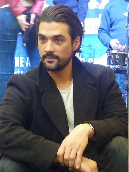 Florent Mothe | French Musical Theatre Wiki | Fandom