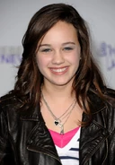 Mary Mouser/Gallery | Frenemies Wiki | Fandom