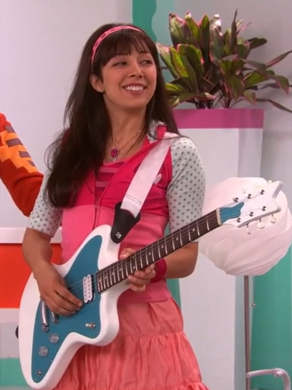 Kikis Guitar The Fresh Beat Band Wiki Fandom