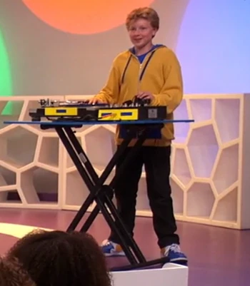 Twist's childhood Turntables | The Fresh Beat Band Wiki | Fandom