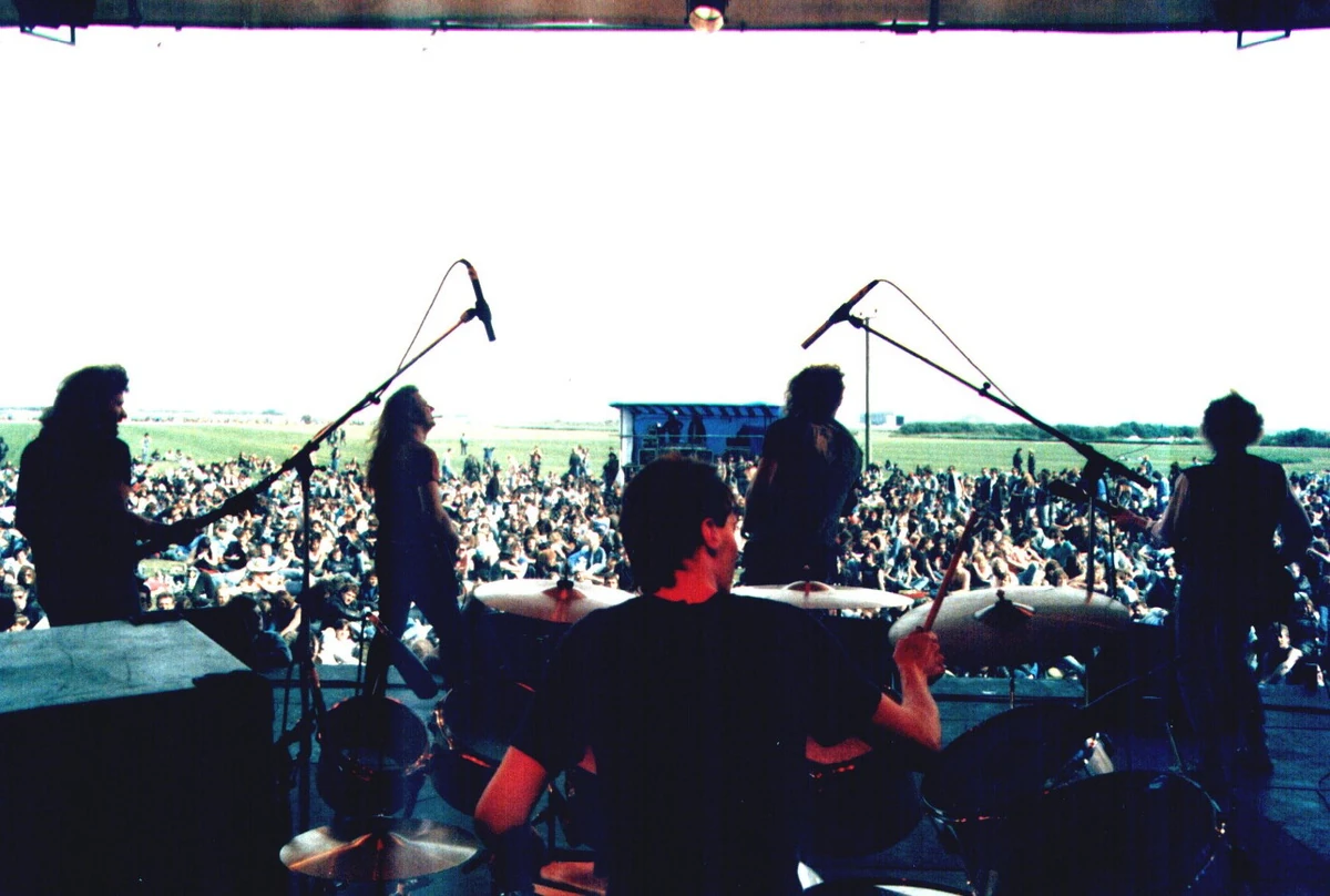 April 16th | Friday Rock Show Wiki | Fandom