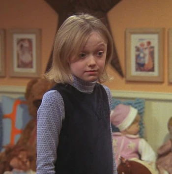 Mackenzie | Friends Central | Fandom