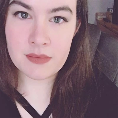 Janine Hawkins | Friends at the Table Wikia | Fandom