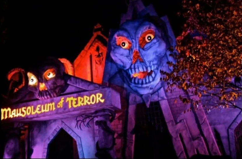 Mausoleum of Terror (Six Flags Great America) | Fright Fest Wiki | Fandom