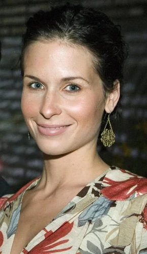 Holly Elissa Dignard | FringeWiki | Fandom