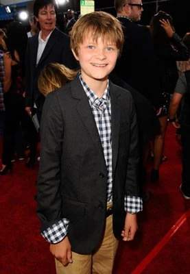 Charlie Tahan | FringeWiki | Fandom