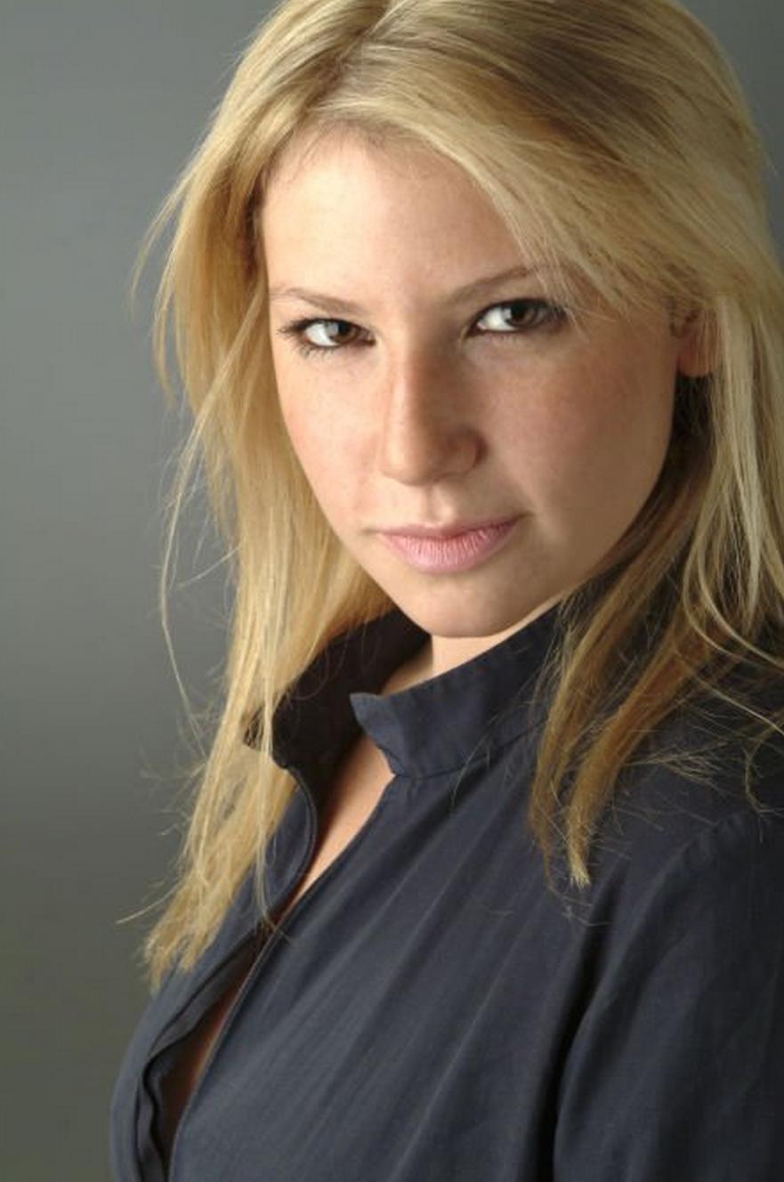 Ari Graynor | FringeWiki | Fandom