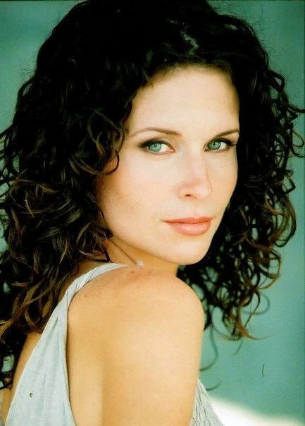 Holly Dignard | FringeWiki | Fandom