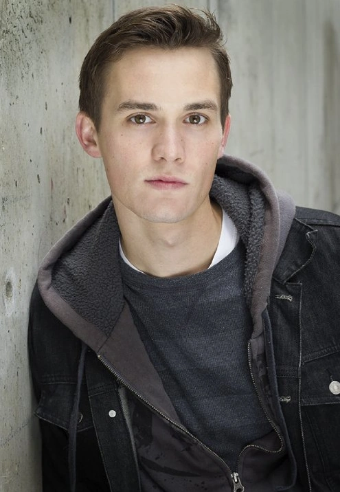 Tom Stevens | FringeWiki | Fandom