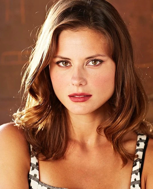 Victoria Barabas | FringeWiki | Fandom