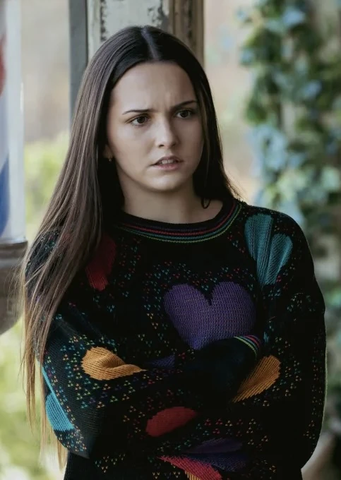 Julie Matthews | From Wiki | Fandom