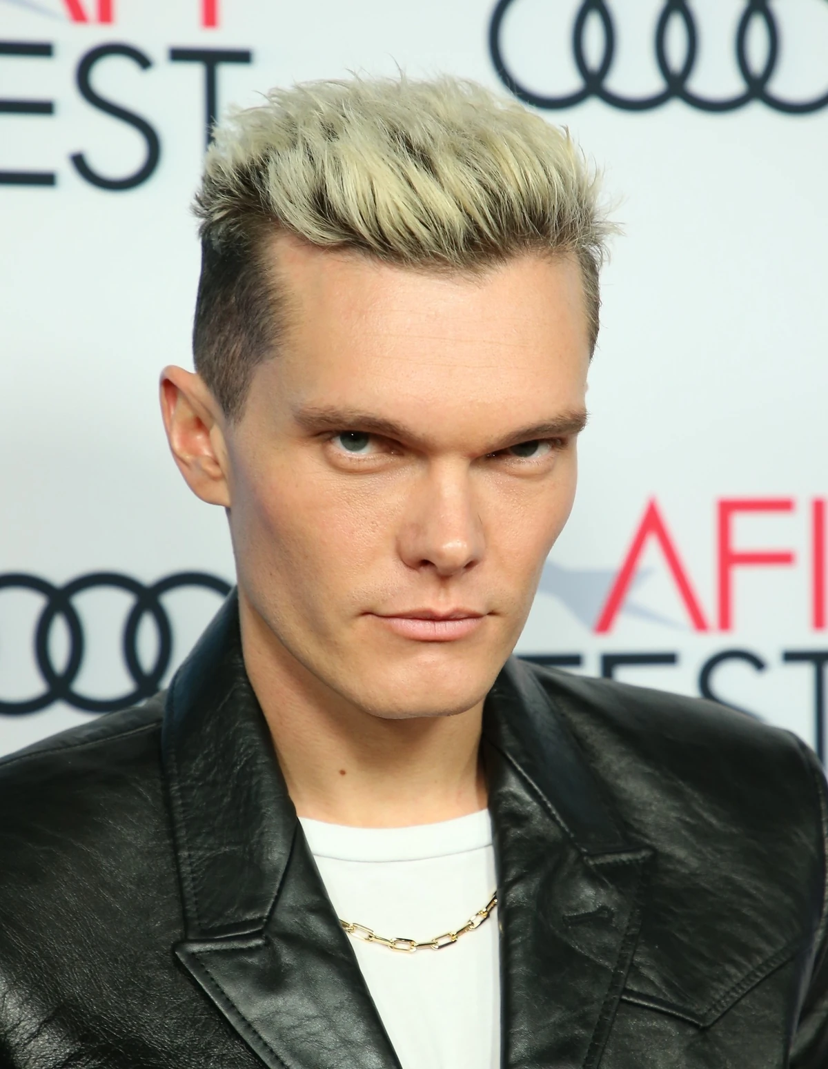 Luke Baines | Star Wars Wiki | Fandom