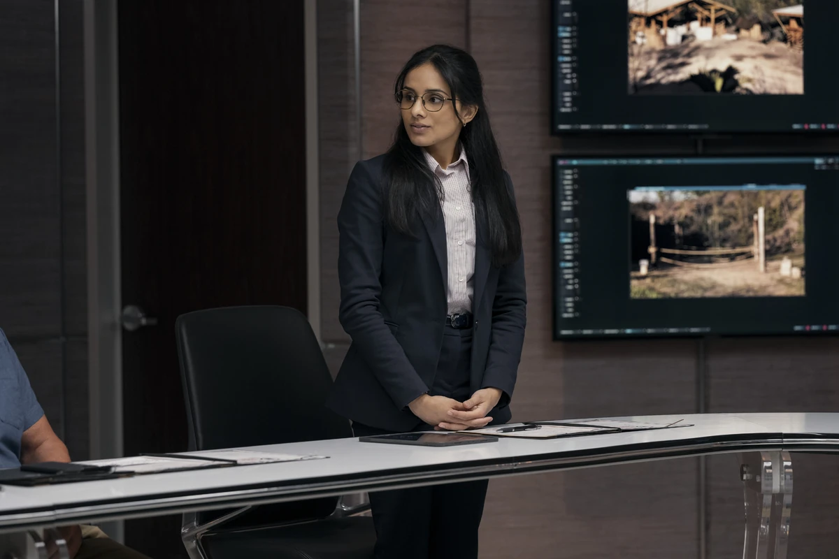 Tina Mukerji | FUBAR Wiki | Fandom