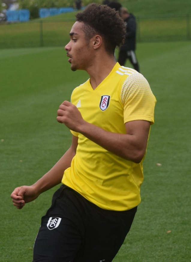 Reece Nicholas-Davies | Fulham Wiki | Fandom