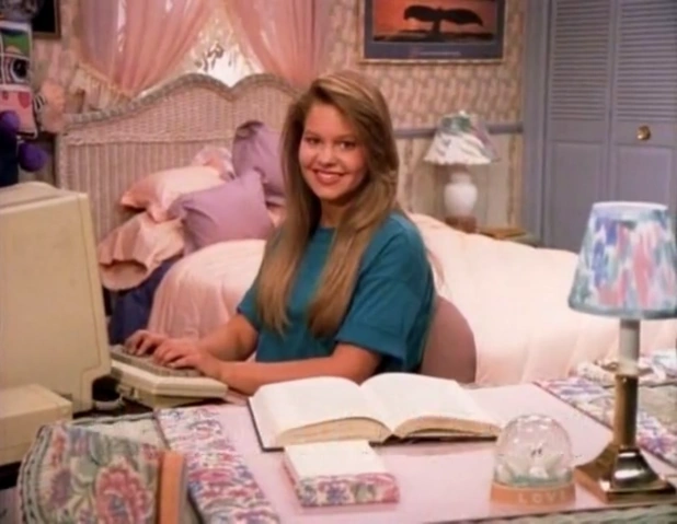 D.J. Tanner-Hale/Gallery | Fuller House Wiki | Fandom