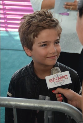 Elias Harger | Fuller House Wiki | Fandom