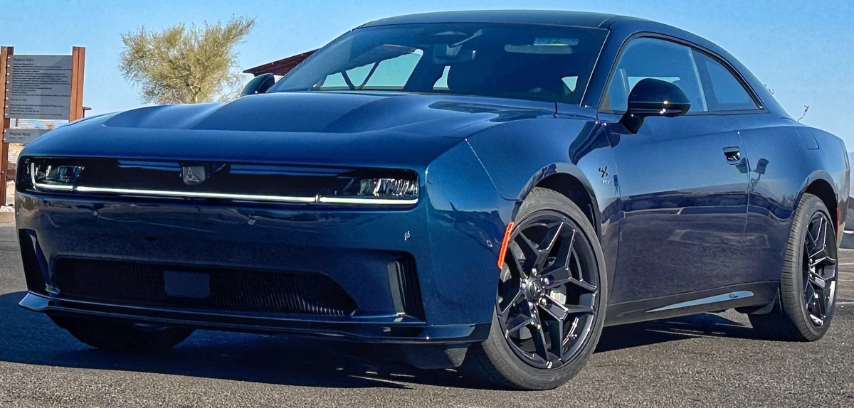 Larson Contender (8th gen) | Become Fumo: Fumo City Wiki | Fandom