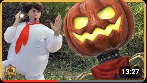 Ghostbusters Stay Puft vs Giant Scary Pumpkin Head Ghost! Spooky Fun ...