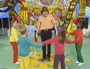 Iain Lauchlan | Fun Song Factory Wikia | Fandom