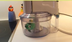 Unknown ANGRY BIRDS KING PIG modelled with PLAYDOH Video | FunVideoTV ...