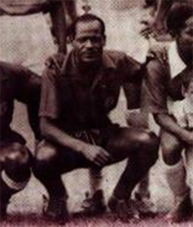 Leonidas Mendoza | Wiki Futbolistas Peruanos en el Exterior | Fandom