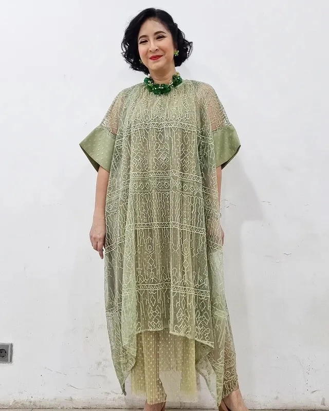 Novita Anggraeni | Gadis Sampul Wiki | Fandom