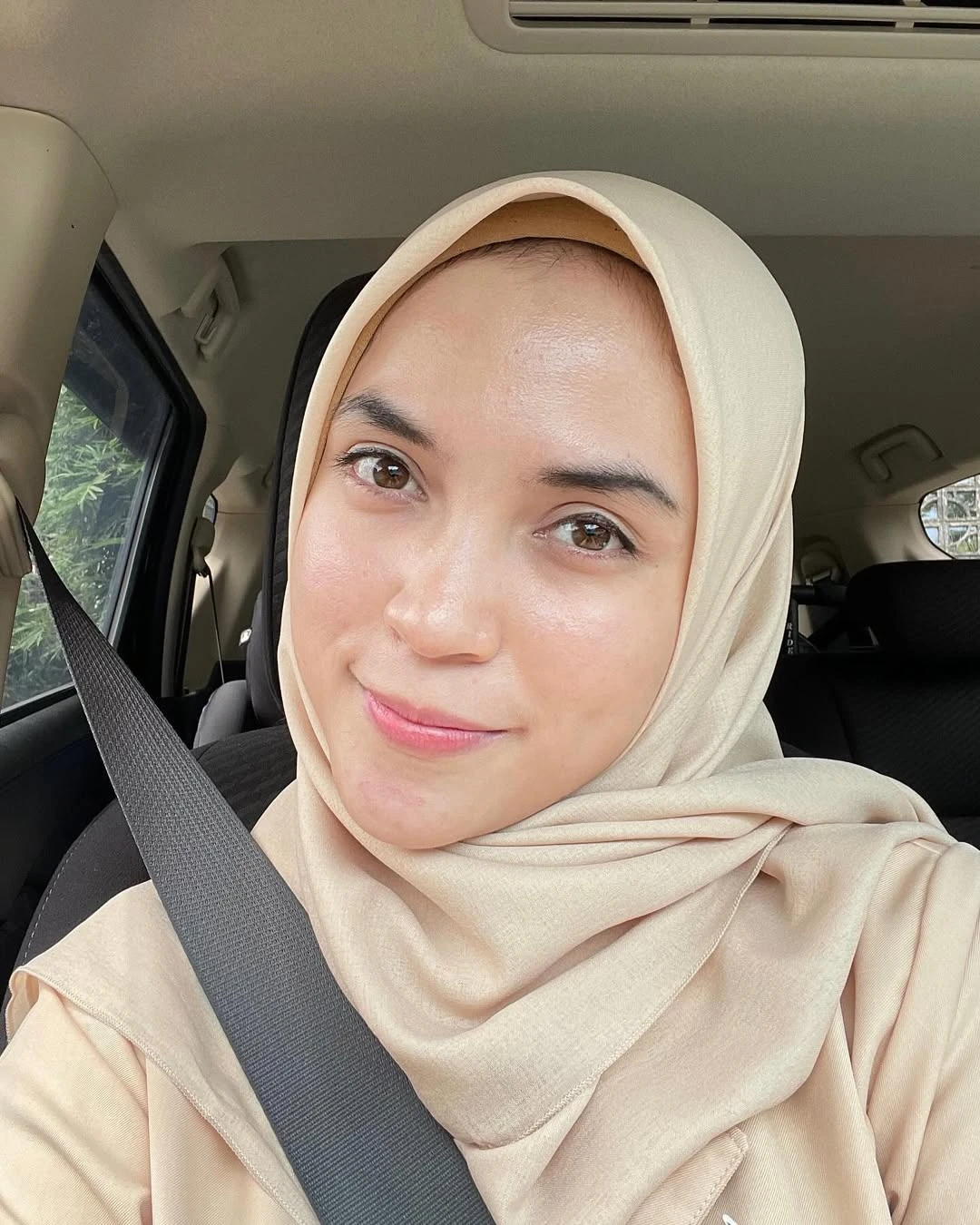 Ellena Wulandari | Gadis Sampul Wiki | Fandom