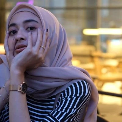 Isda Isnawangsih | Gadis Sampul Wiki | Fandom