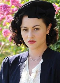 Lara Lakeson | Gallows Hill Wiki | Fandom