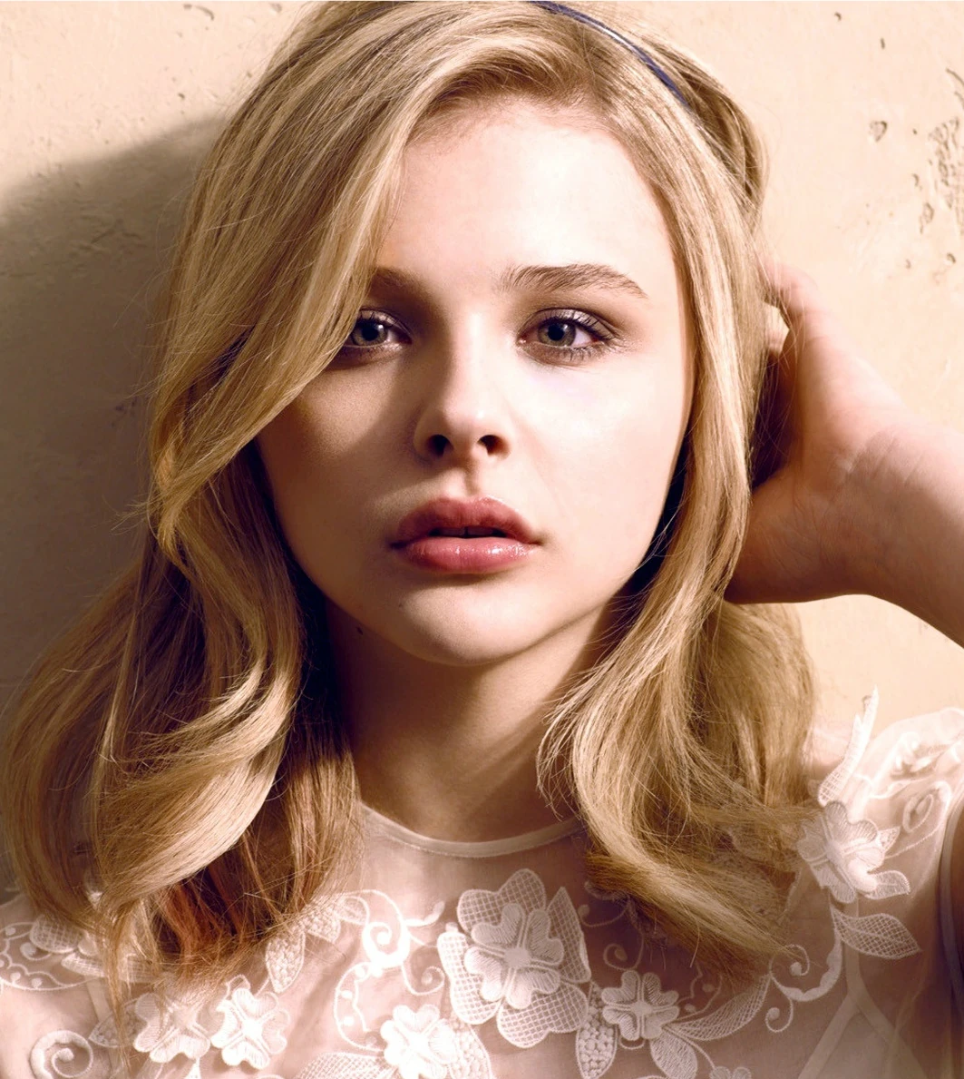 Janie Mayfair | Gallows Hill Wiki | Fandom