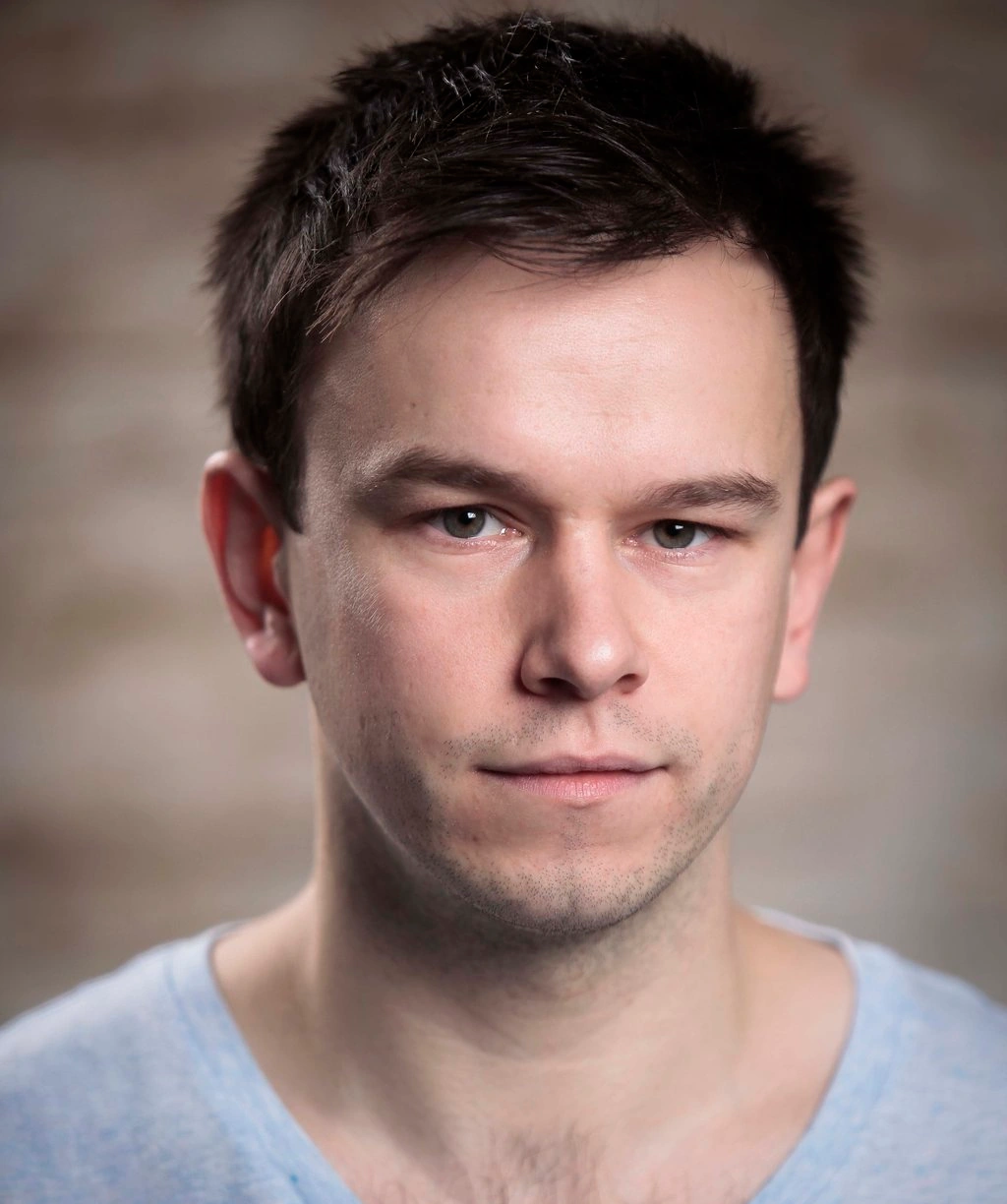 Rob Ostlere | Wiki Game of Thrones | Fandom