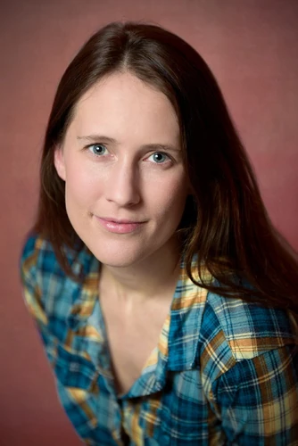 Holly Lucas | Wiki of Westeros | Fandom