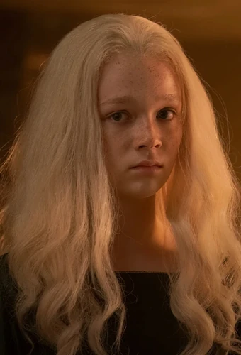 Helaena Targaryen (Tales of Westeros: War for the Crown) | Game of ...