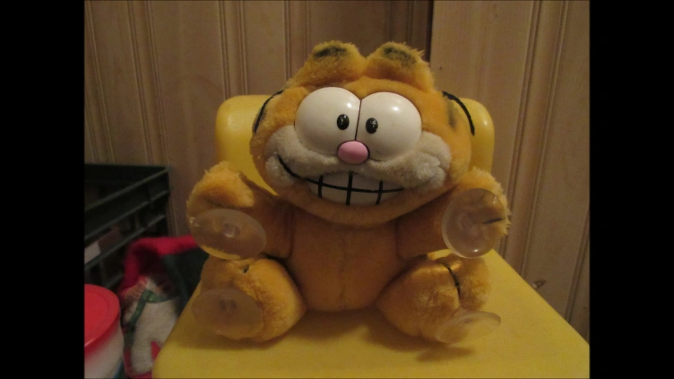Garfield Grin Stuck on You Plush | Garfield Collectibles Wiki | Fandom