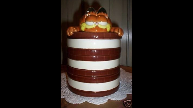 Garfield Oreo Cookie Jar | Garfield Collectibles Wiki | Fandom