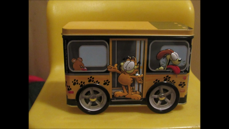 Garfield and Friends School Bus Tin | Garfield Collectibles Wiki | Fandom