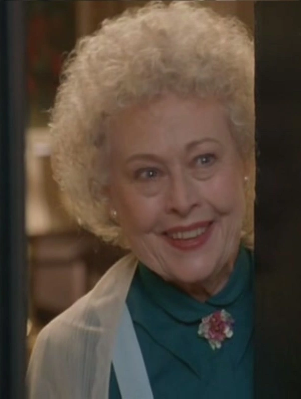 Mrs. Baker | Garfield Wiki | Fandom