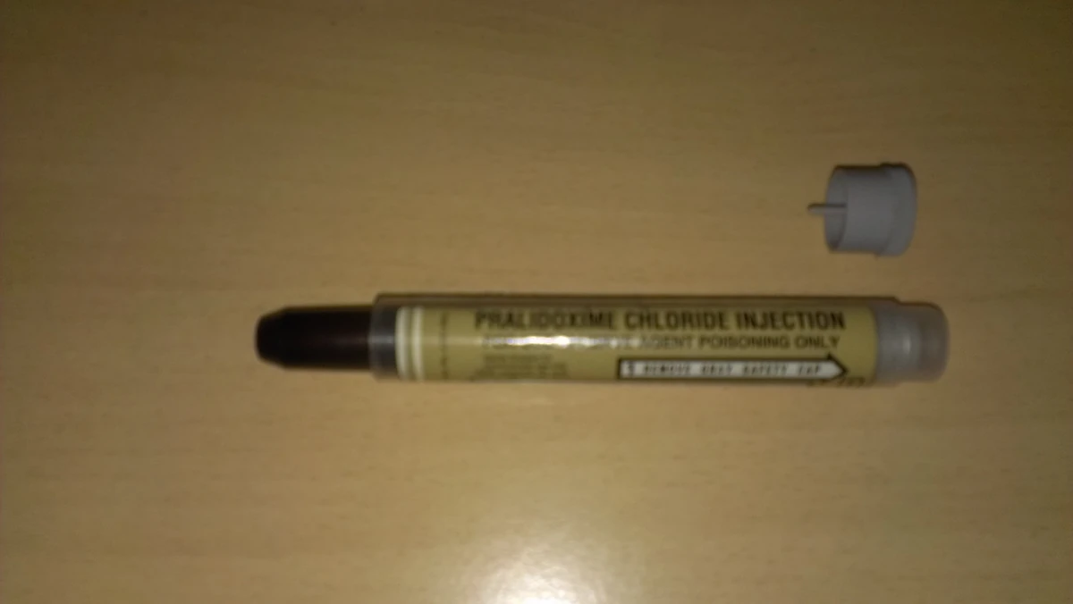 Mark I Nerve Agent Antidote Kit (NAAK) | Gas Mask and Respirator Wiki ...