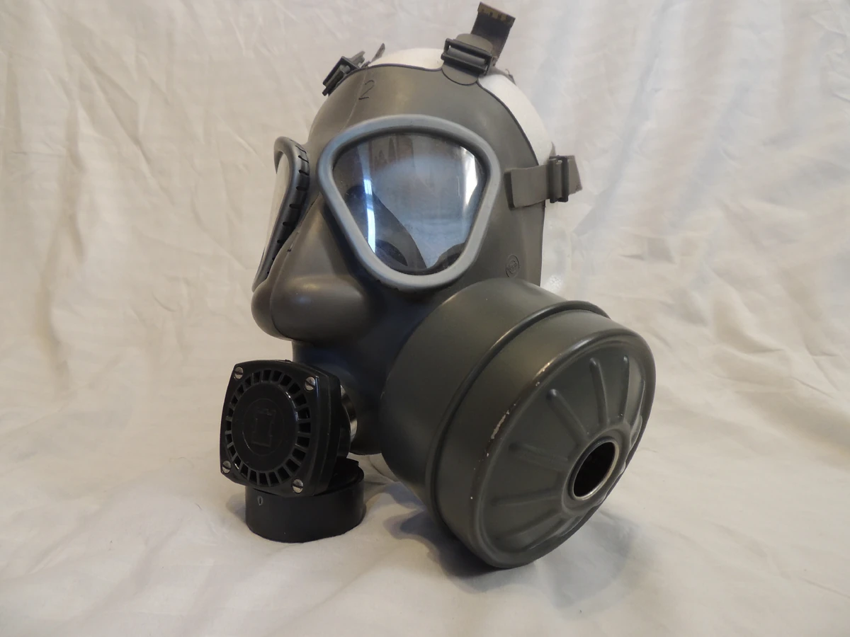 M/61 | Gas Mask and Respirator Wiki | Fandom