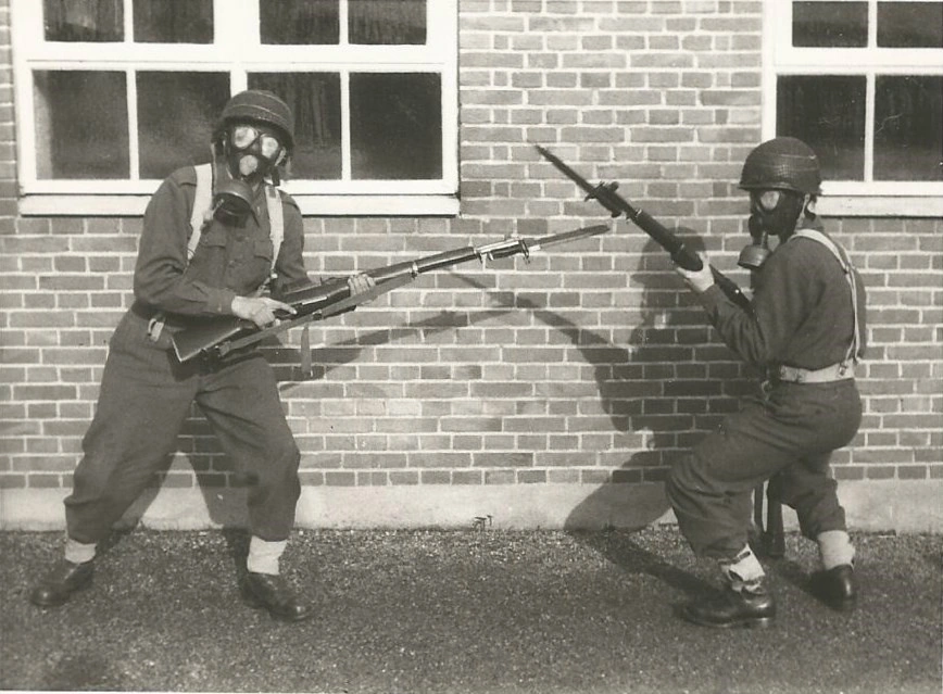 M.1943 A | Gas Mask and Respirator Wiki | Fandom