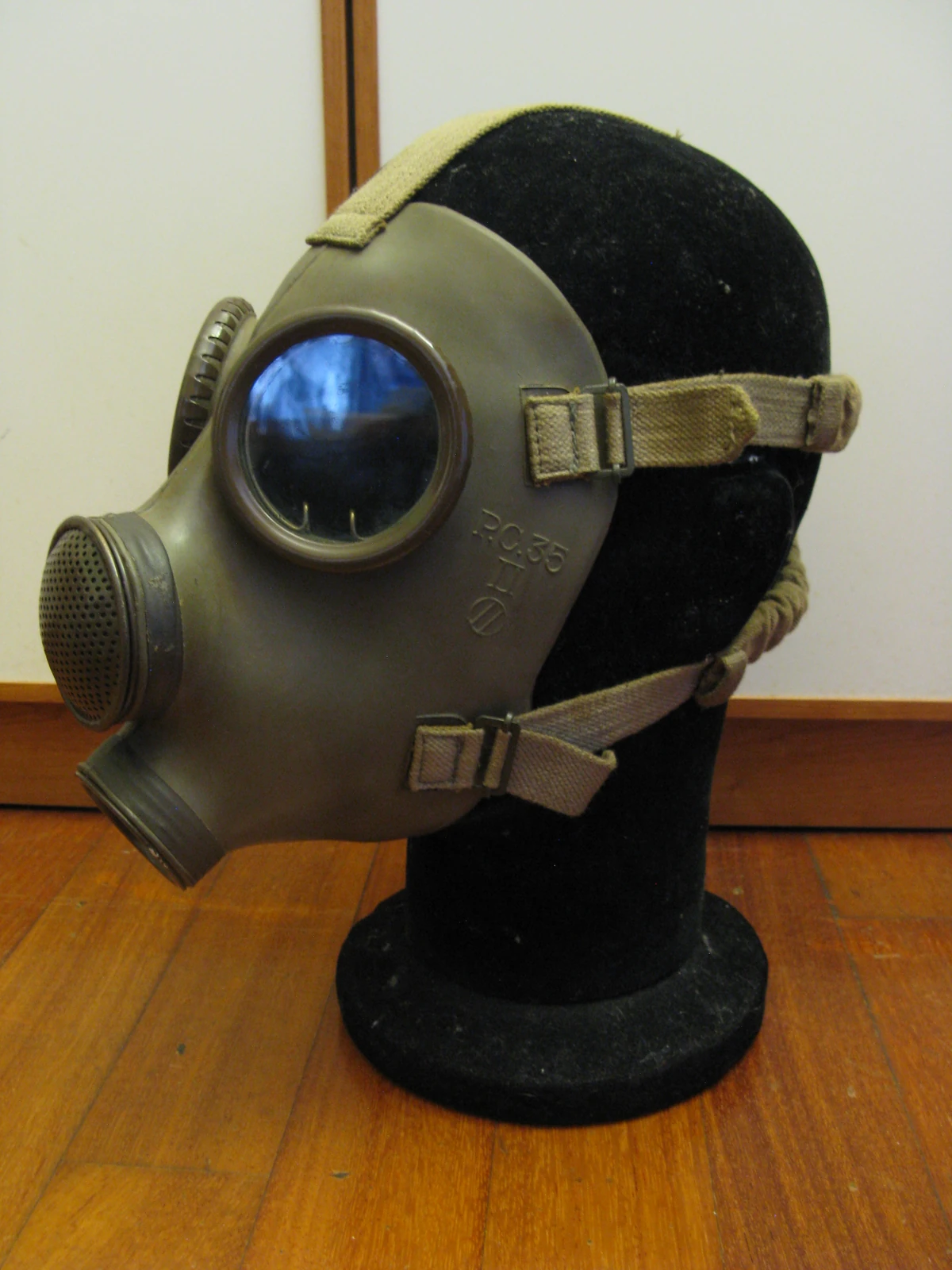 P.C. 35 | Gas Mask and Respirator Wiki | Fandom