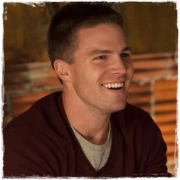 Oliver Queen | We're All Somewhere In The Middle Wiki | Fandom