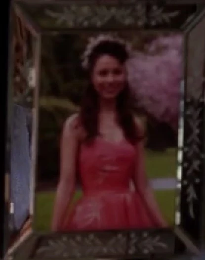 Mrs. Schoenfield | Geek Charming Wiki | Fandom
