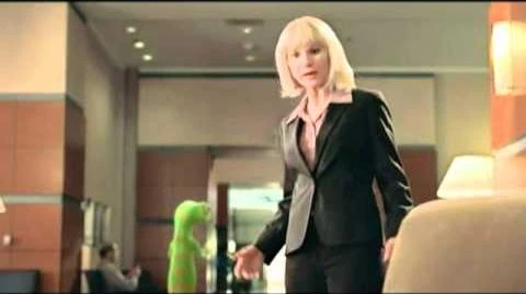 Mistaken Identity | Geico Wiki | Fandom